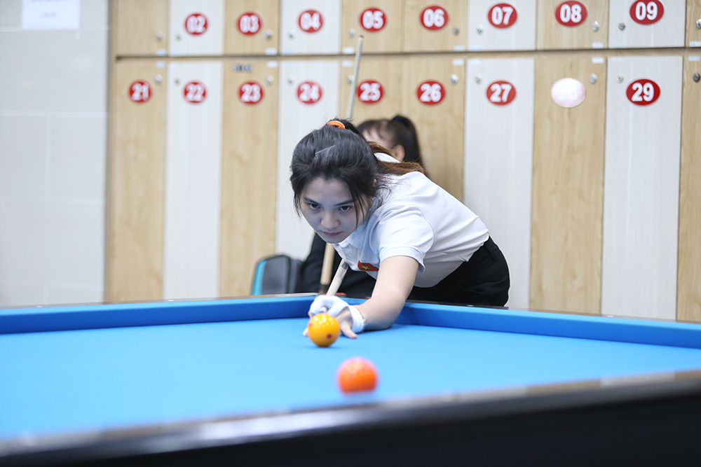Giải Billiards Carom 3 băng nữ TPHCM mở rộng 2023: Các “bóng hồng” thi nhau tung series